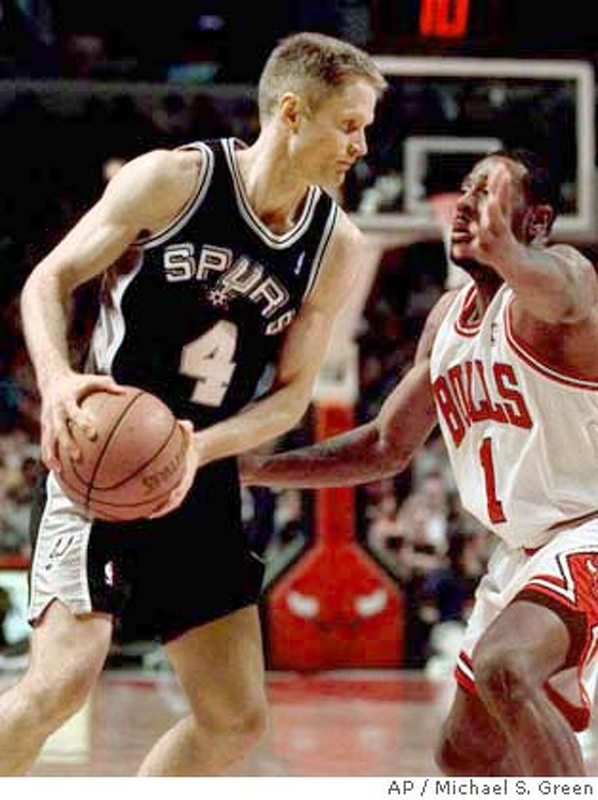 Warriors’ Kerr, Sixers’ Brown in very different situations