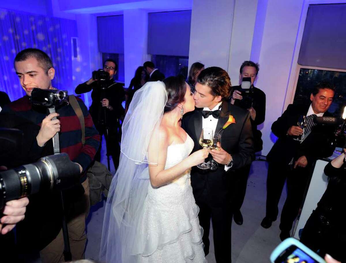 Greenwich couple weds at Empire State Building