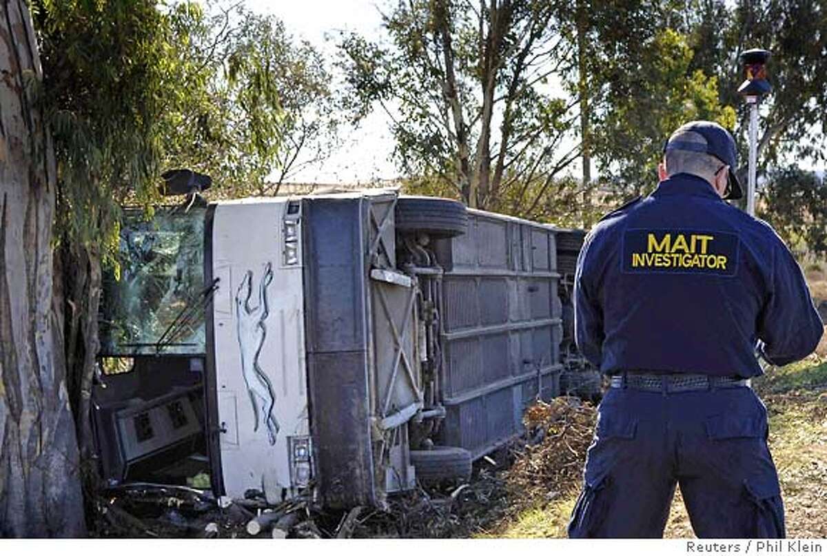 Greyhound bus crashes on 101 -- 2 die, 42 hurt