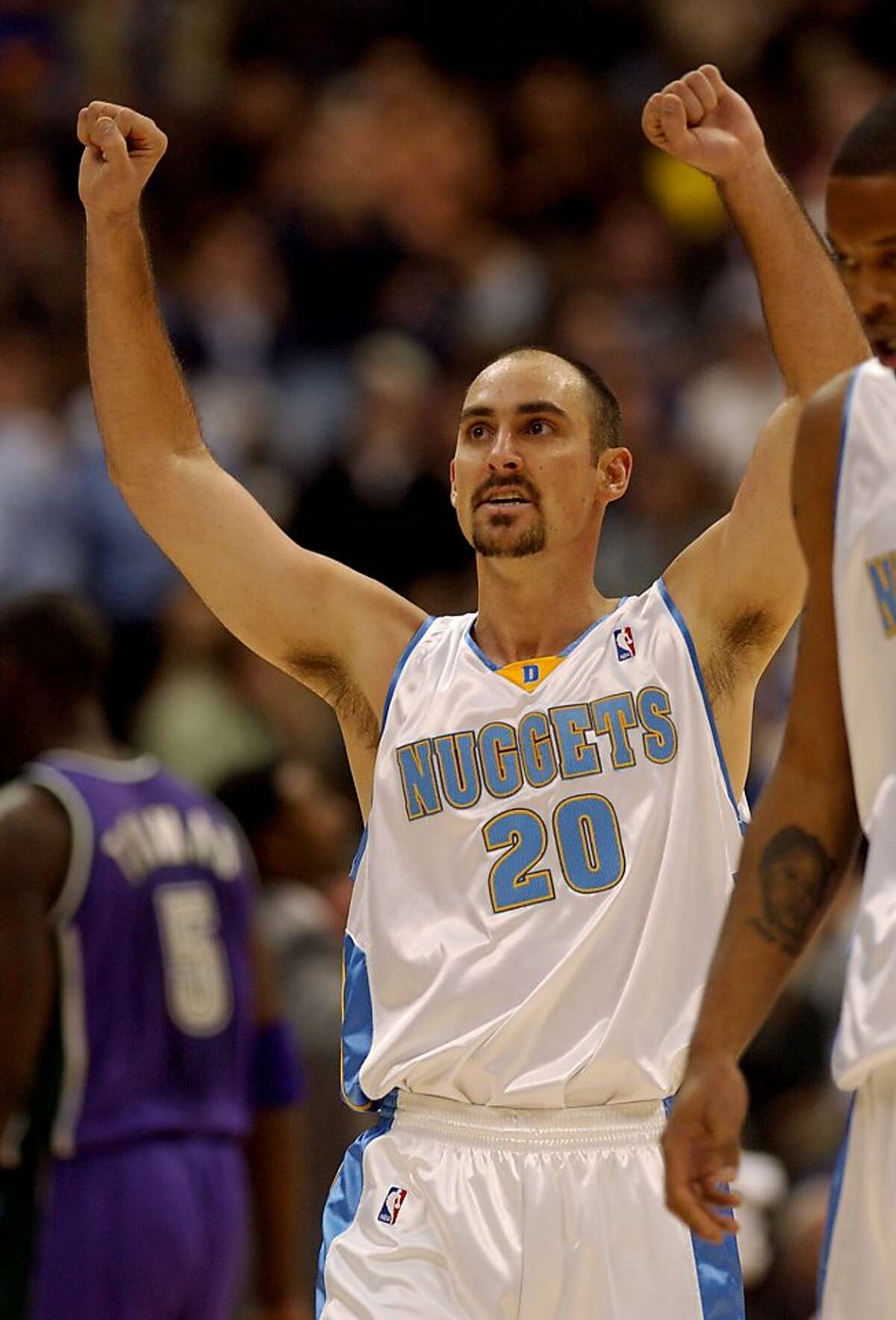 TV analyst Jon Barry sees promise in Warriors