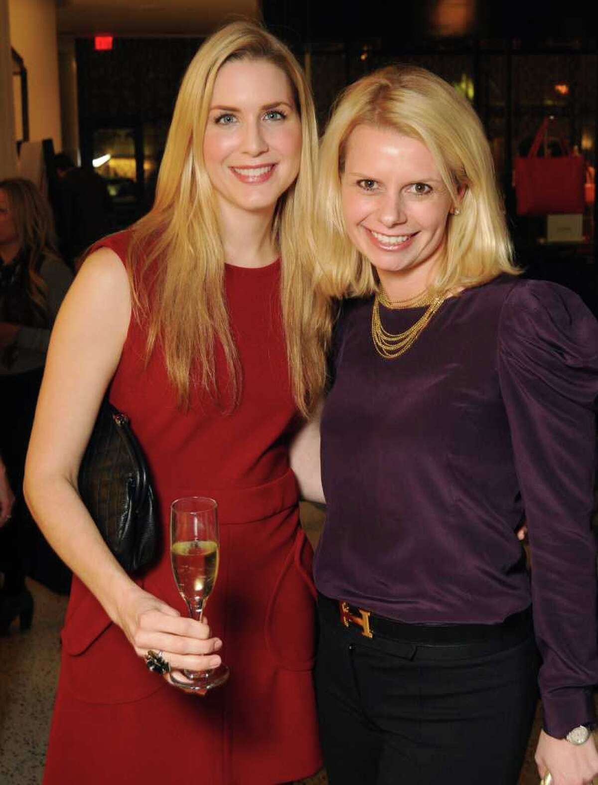 Couples rev up Tootsies runway for Art Car Parade