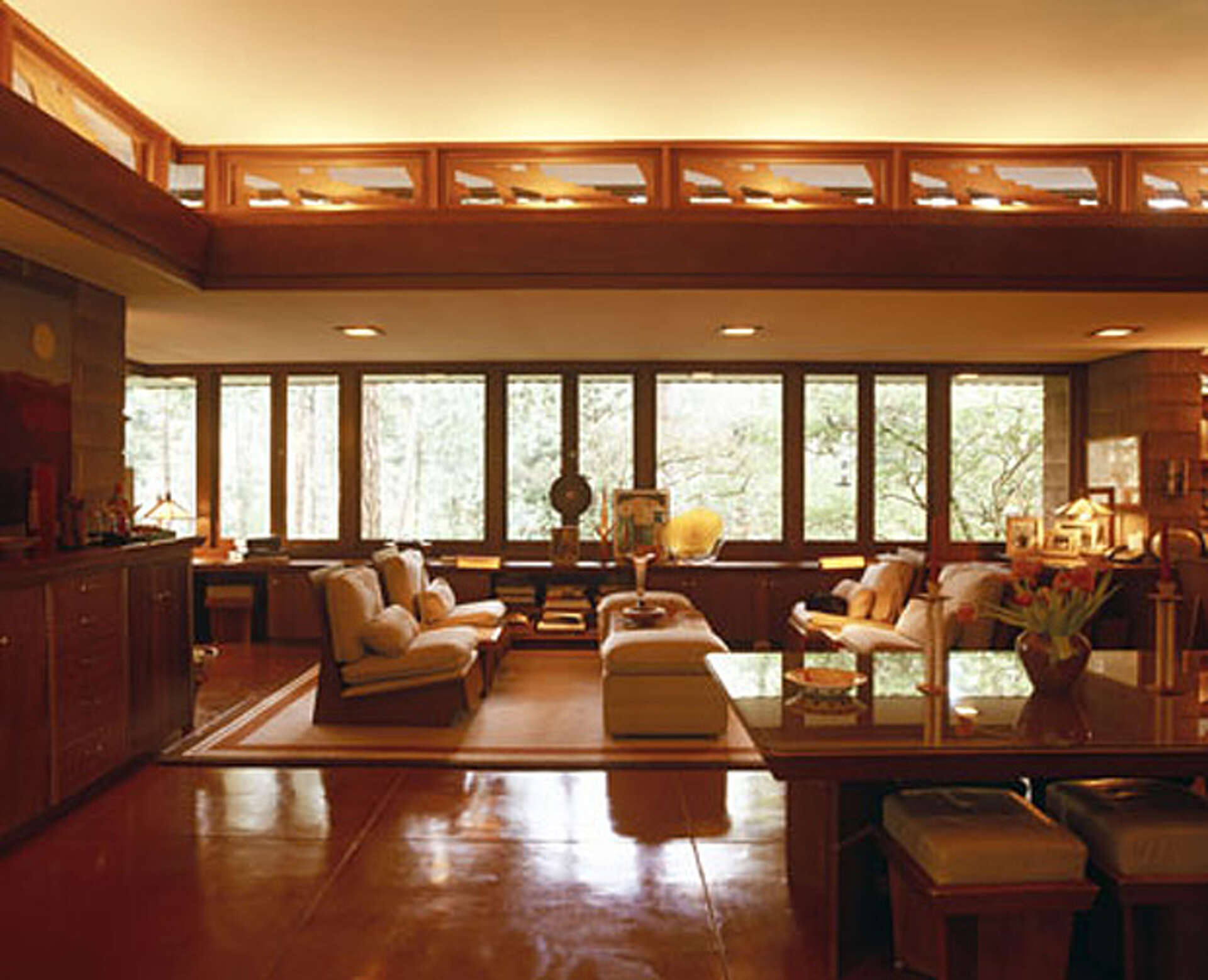 Tour a Frank Lloyd Wright house in Sammamish