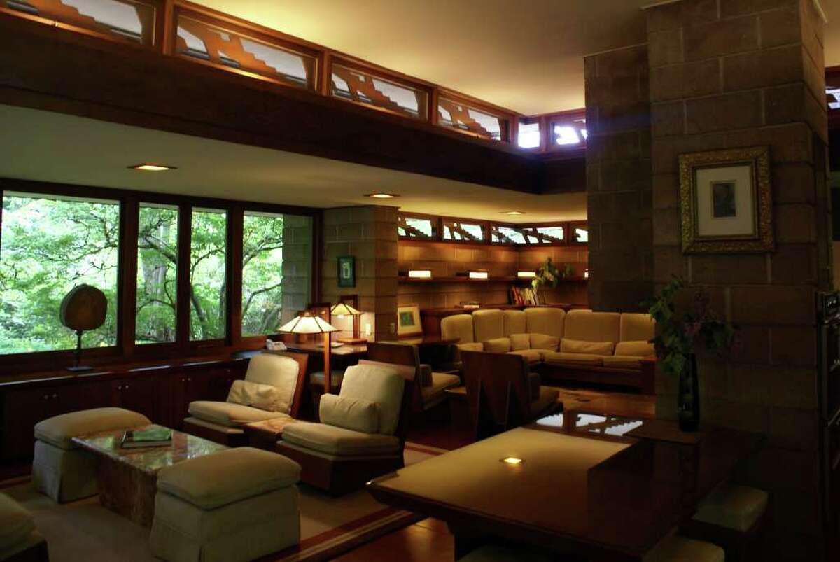 Tour a Frank Lloyd Wright house in Sammamish