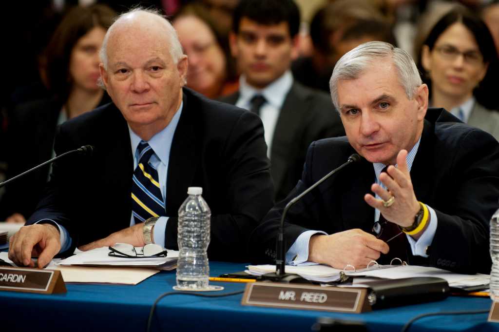 Oil industry battles SEC rules on disclosure