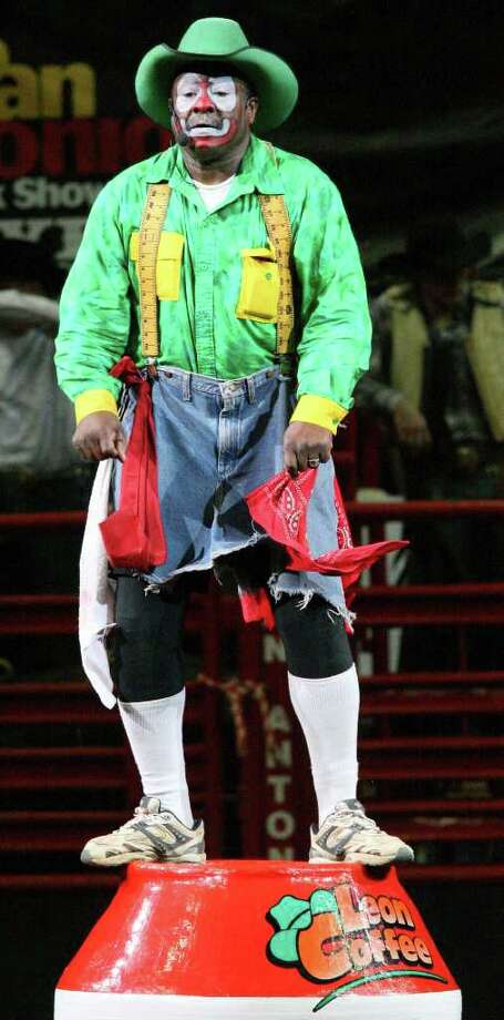 Rodeo clown Leon Coffee - mySA