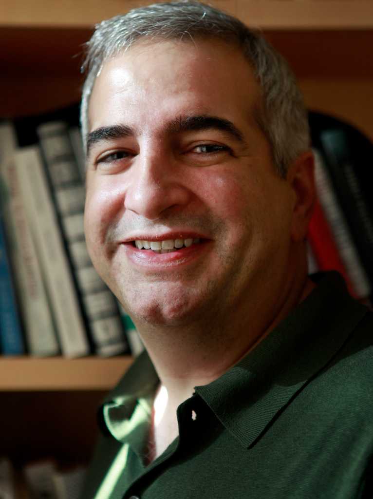Pulitzer-winning reporter Shadid dies at 43