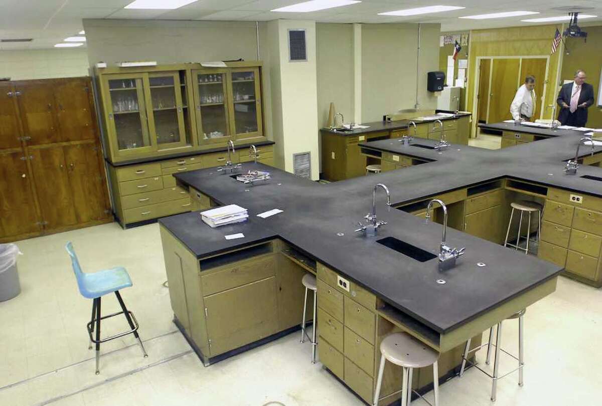 Nederland ISD will seek May bond election