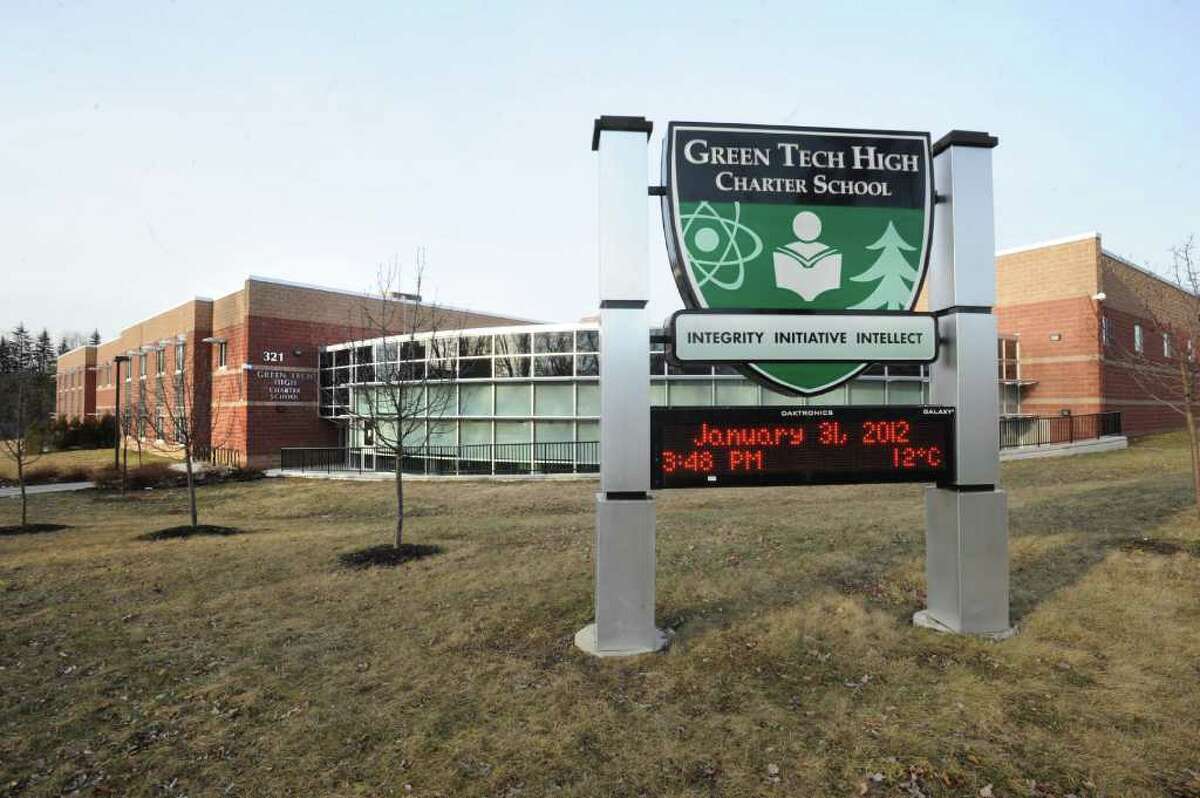 A clash of views on city schools