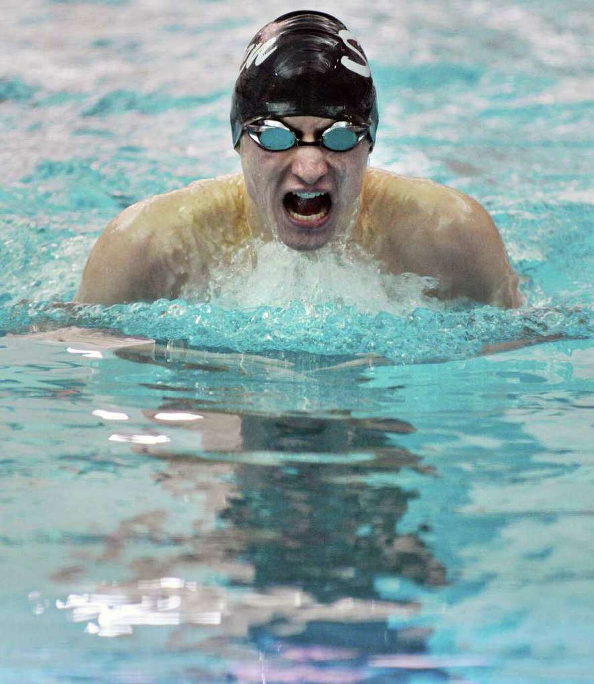 Stroke for stroke, Shen wins