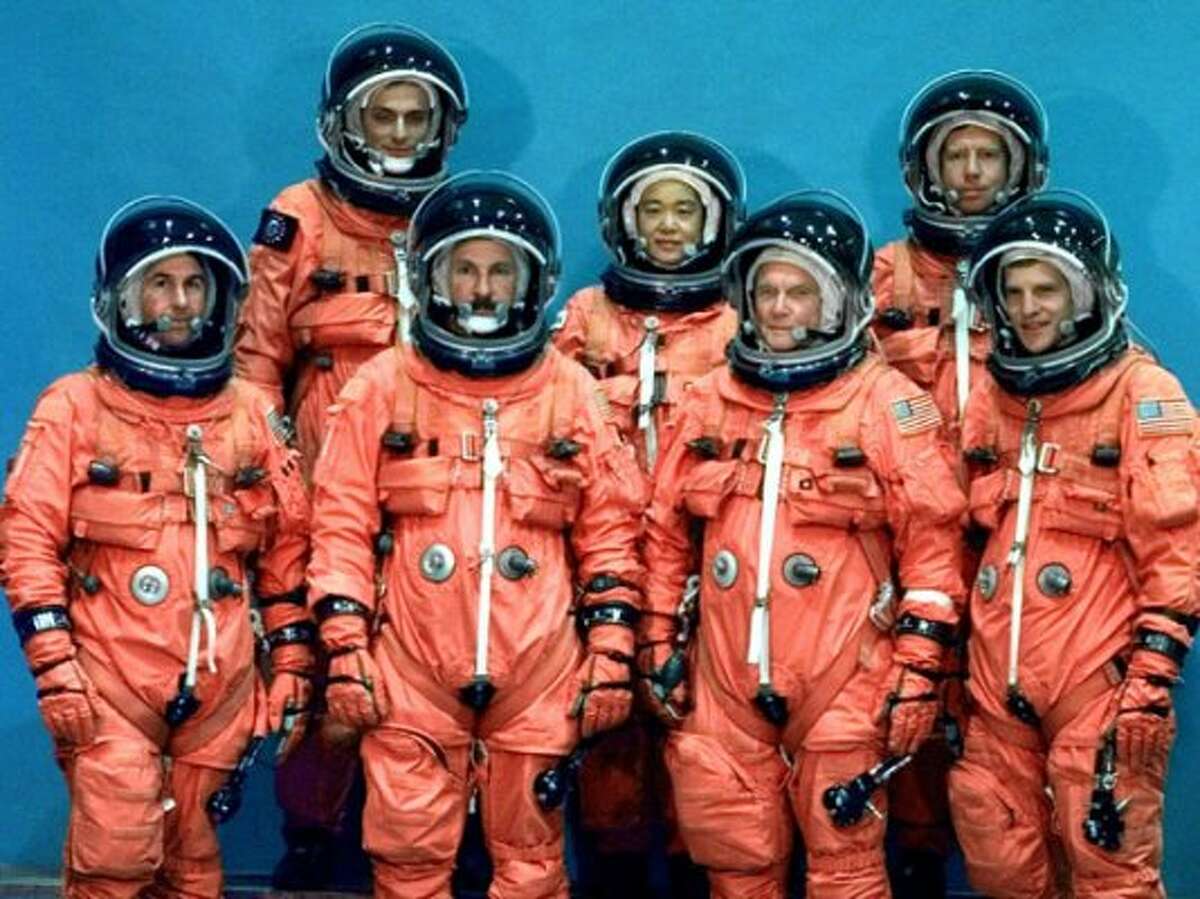 The story behind the 'fireflies' that astronaut John Glenn saw in space