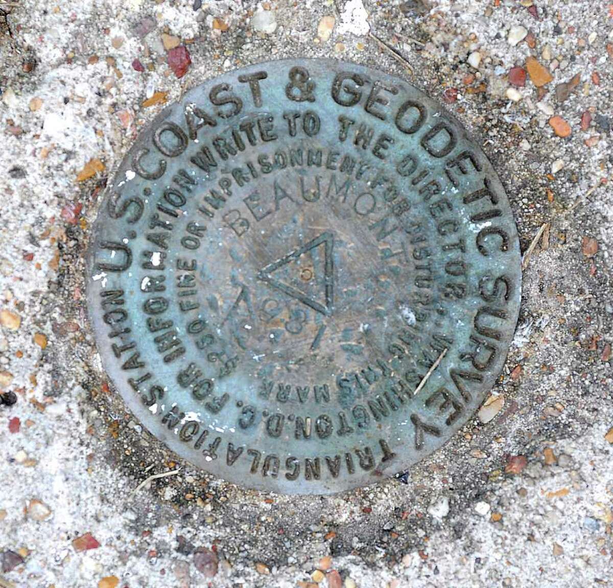 Little disks tell you where you are in the world