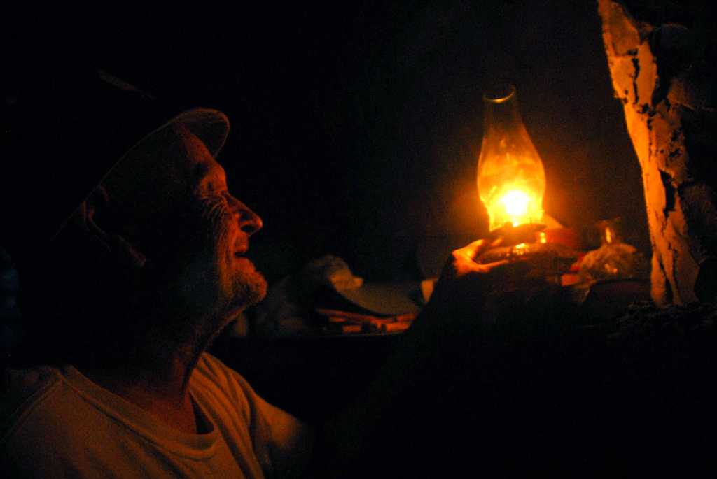 Local artist, sculptor Charlie Stagg dies