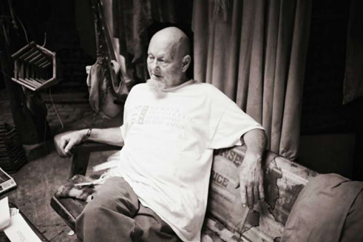 Local artist, sculptor Charlie Stagg dies