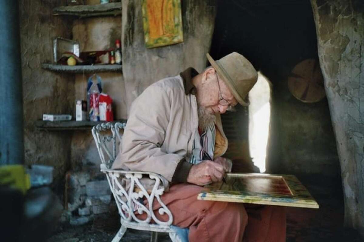 Local artist, sculptor Charlie Stagg dies