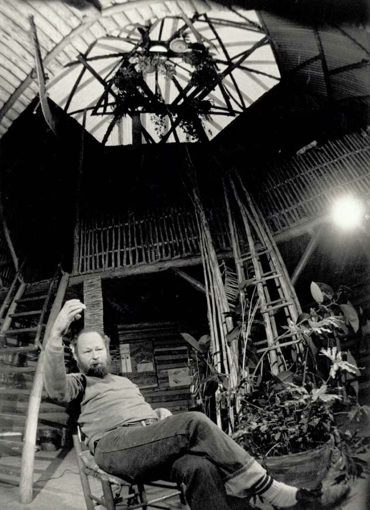 Local artist, sculptor Charlie Stagg dies