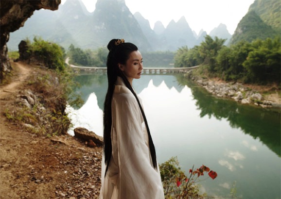 'Waves' blends tragedy, Chinese fable