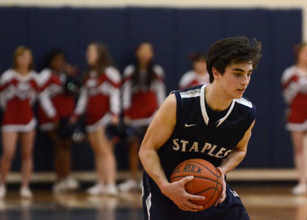 Bassick pulls away from Wreckers