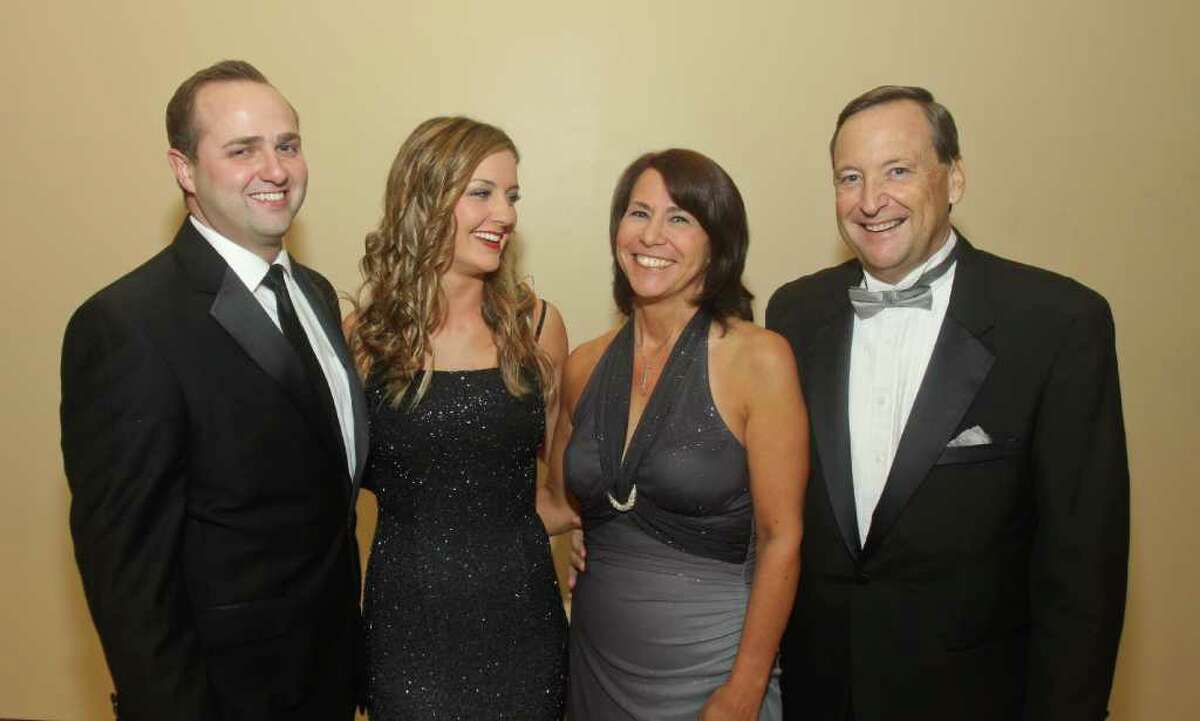 Avance supporters celebrate Rio