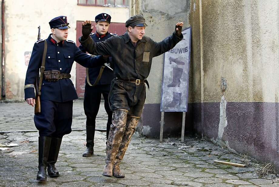 'In Darkness' review: Humanity rises from depths - SFGate