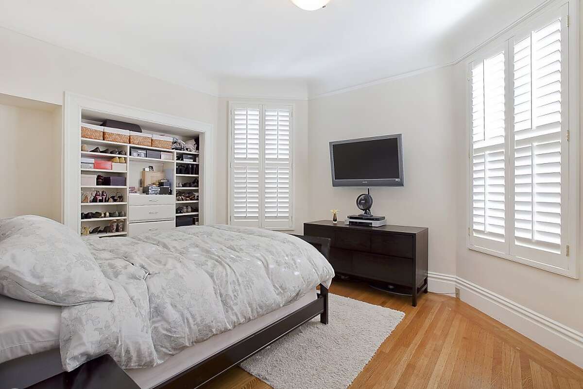 Spacious flat in San Francisco's North Panhandle