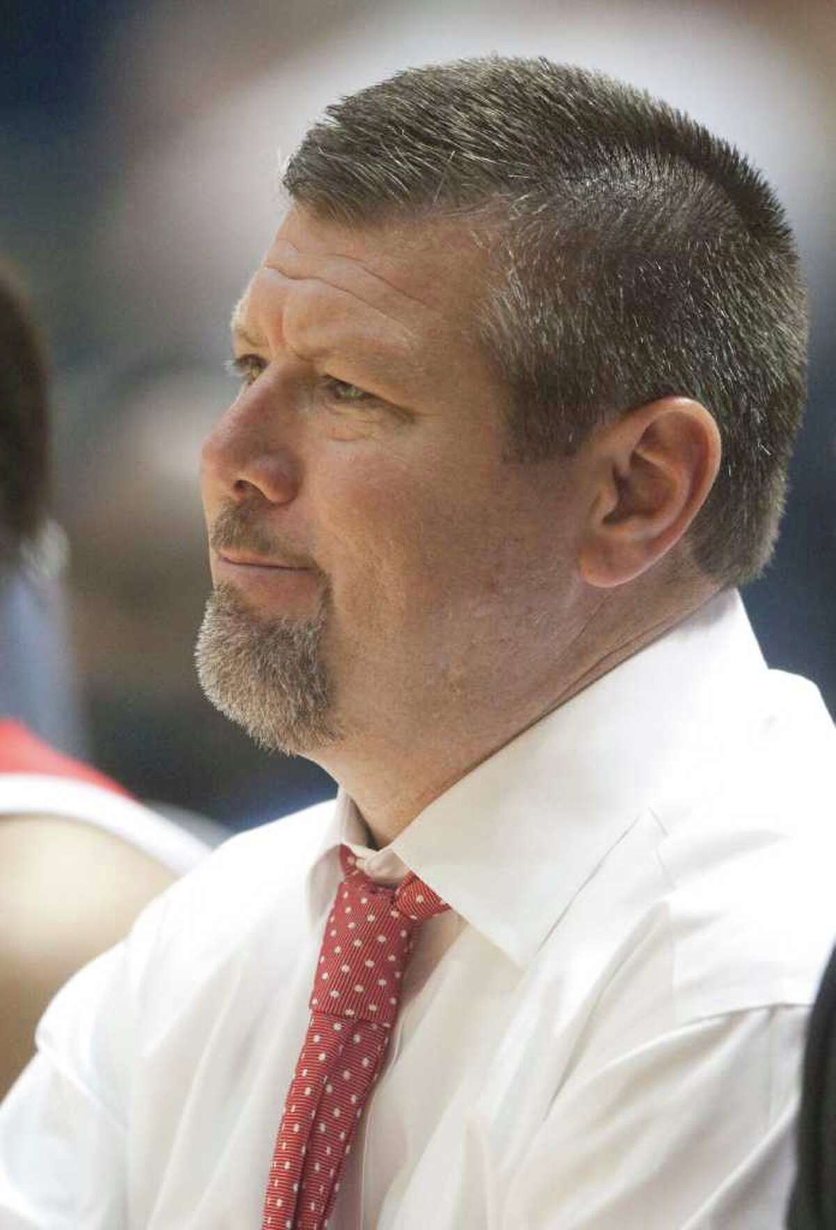 UH women drop 12th straight in loss to Rice