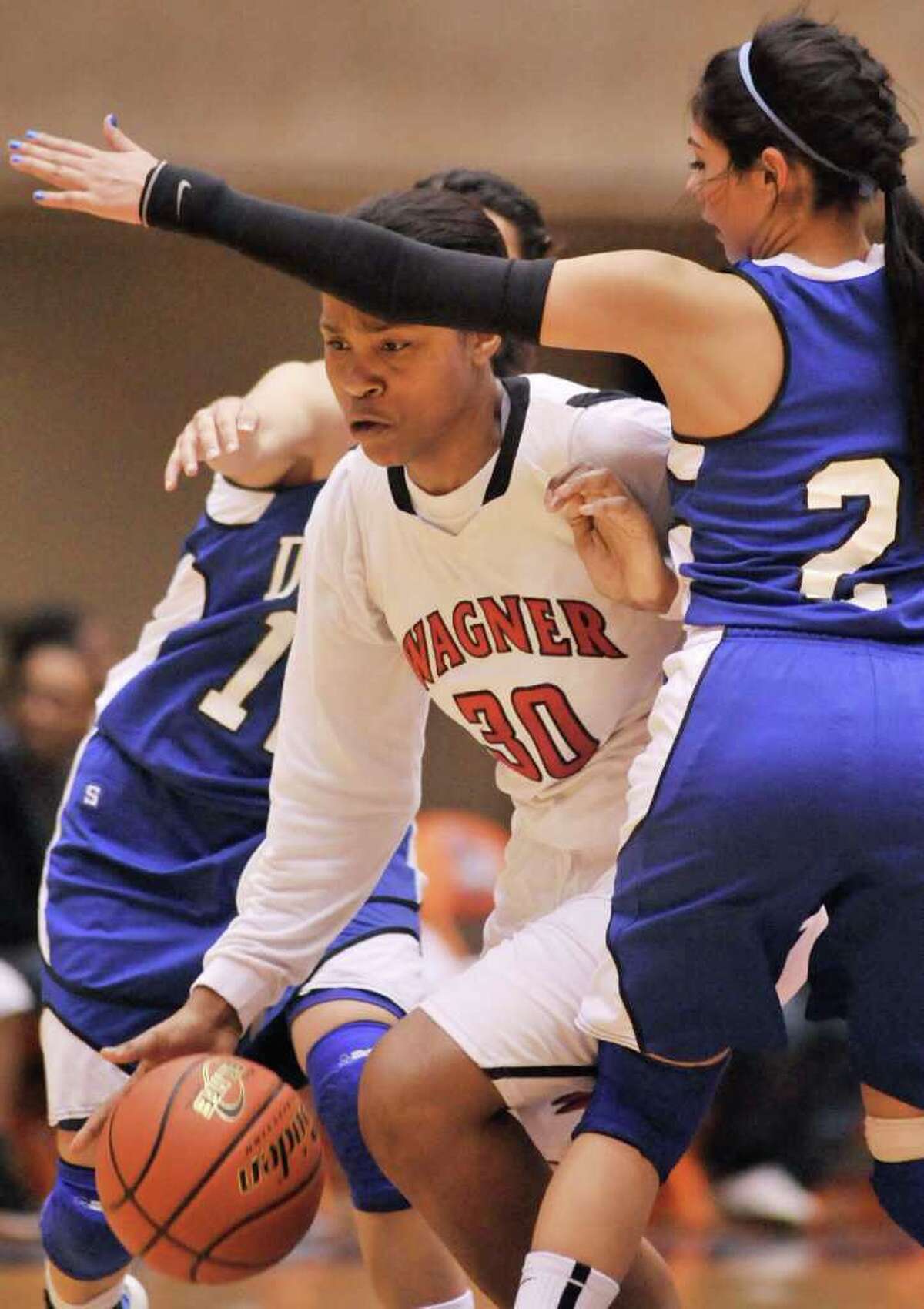 Wagner girls vs. Del Rio