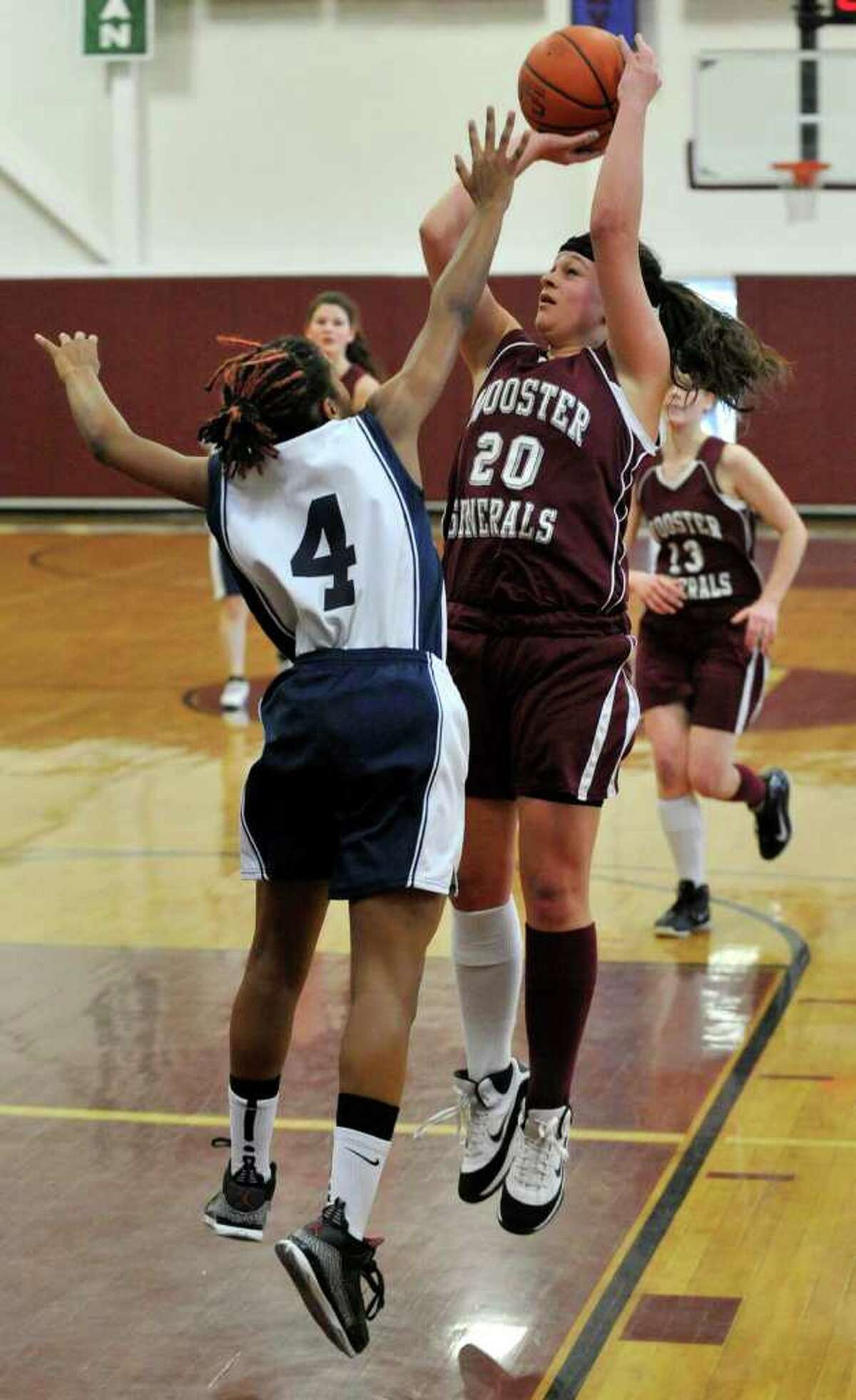 Wooster girls basketball team throttles Oakwood Friends for HVAL title