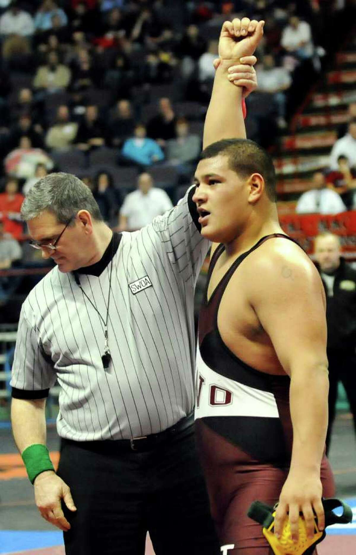 Six local wrestlers reach state final (with photos, videos)