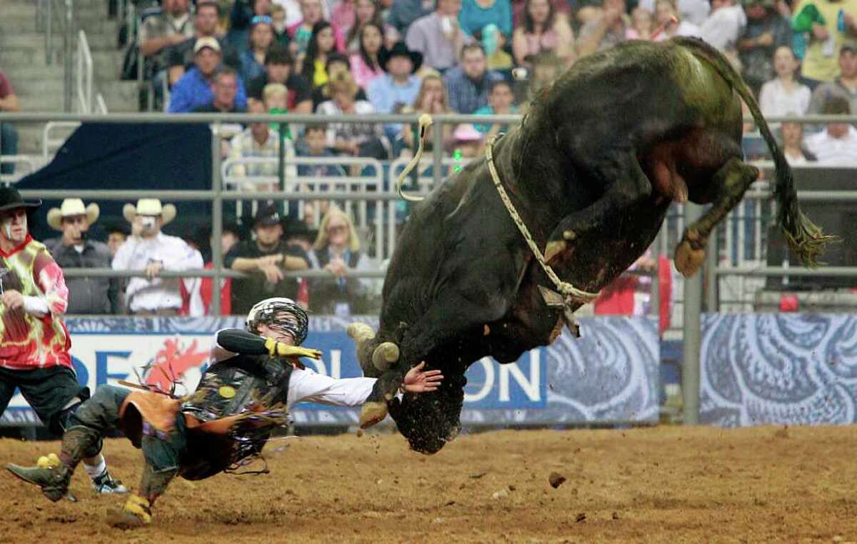 Rodeo goes without sanctioning again after format works