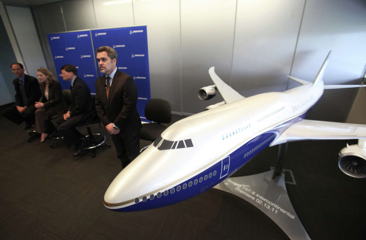 Boeing delivers first 747-8 Intercontinental