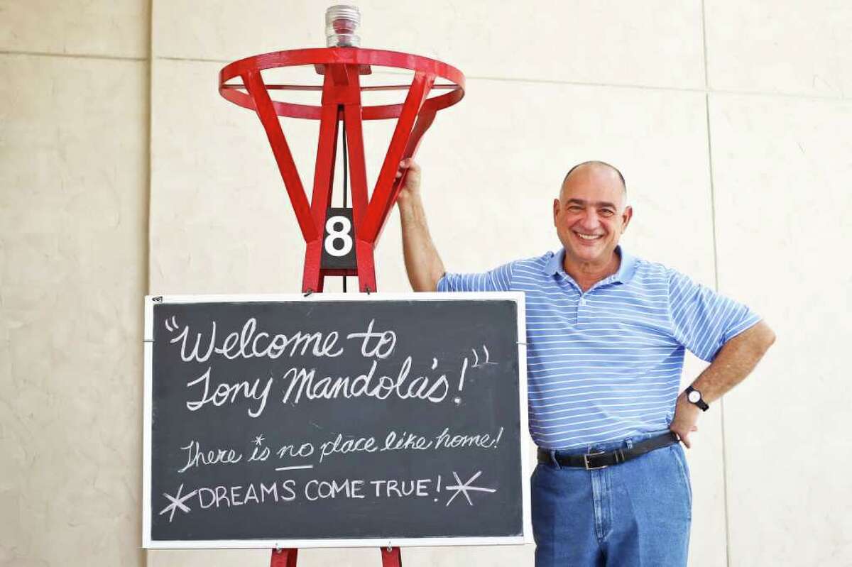 Tony Mandola’s restaurant loses its lease on Waugh