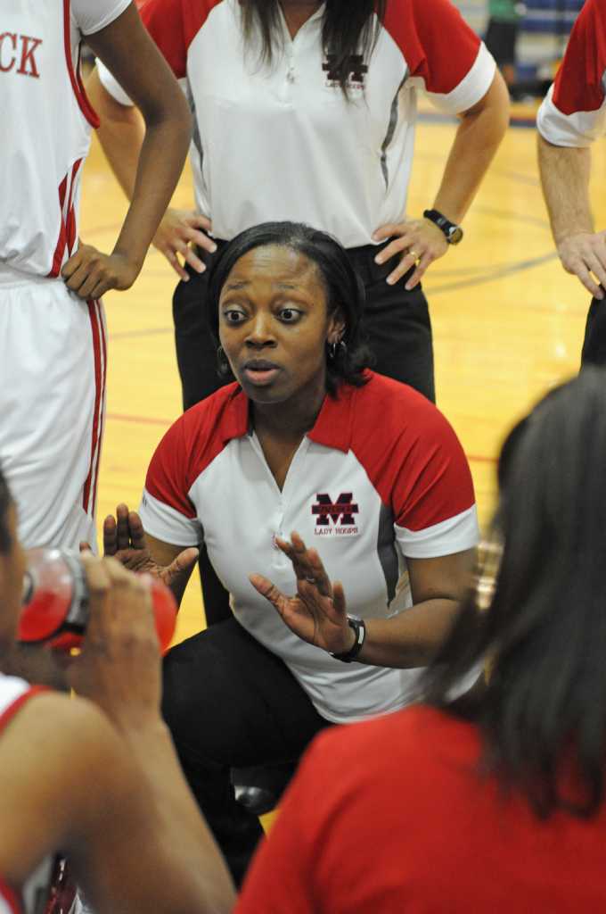 Girls basketball: Manvel bows out in regionals