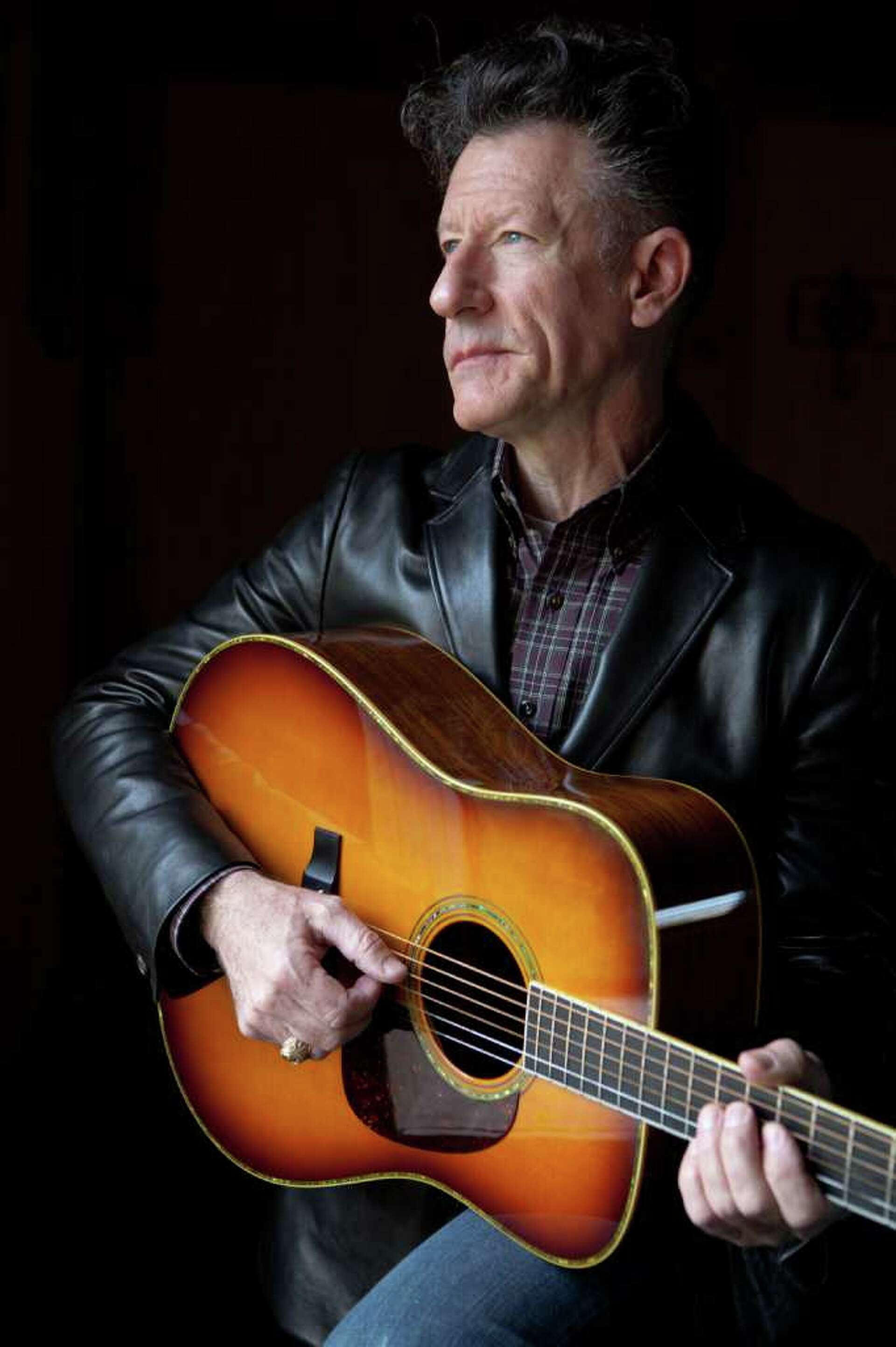 Unique stories define Lyle Lovett's career