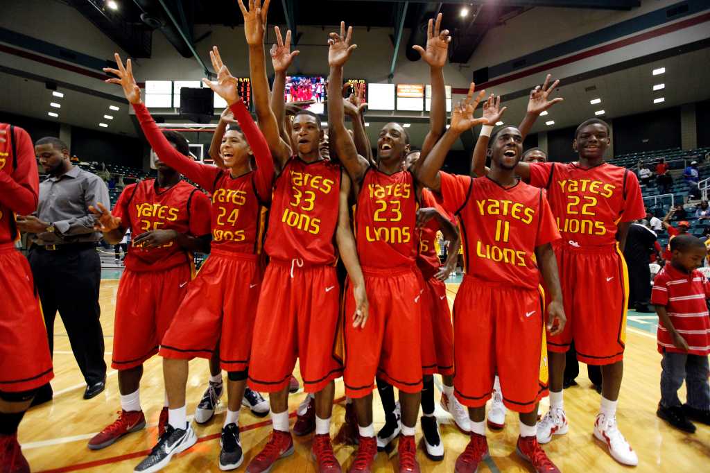 Solomon: Two quality teams, not one, on the floor