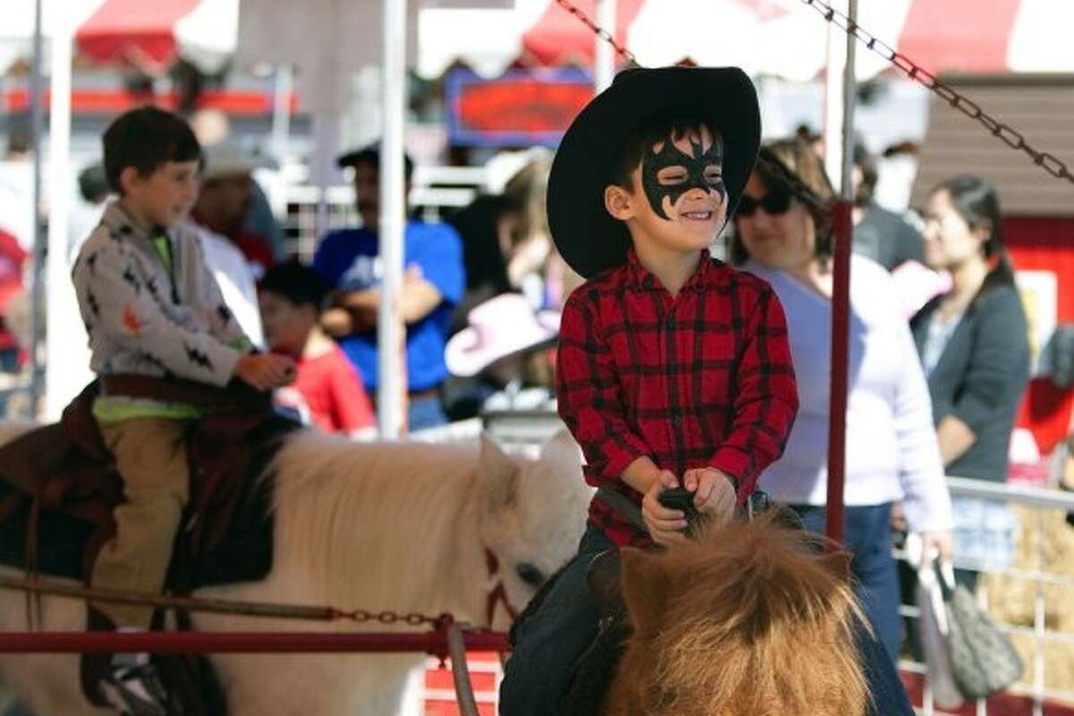 Children and their families have fun at rodeo - HoustonChronicle.com