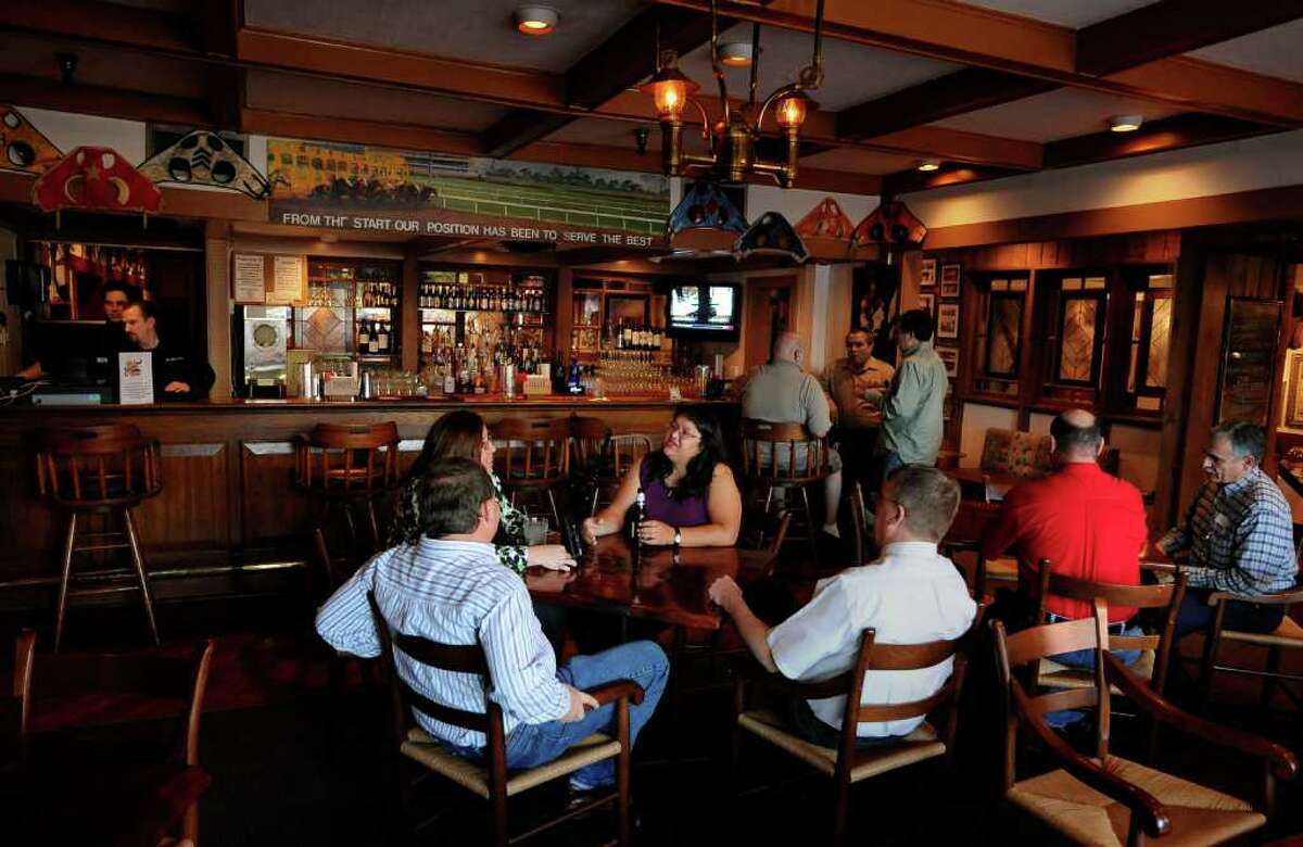 Restaurants offering sweetheart specials