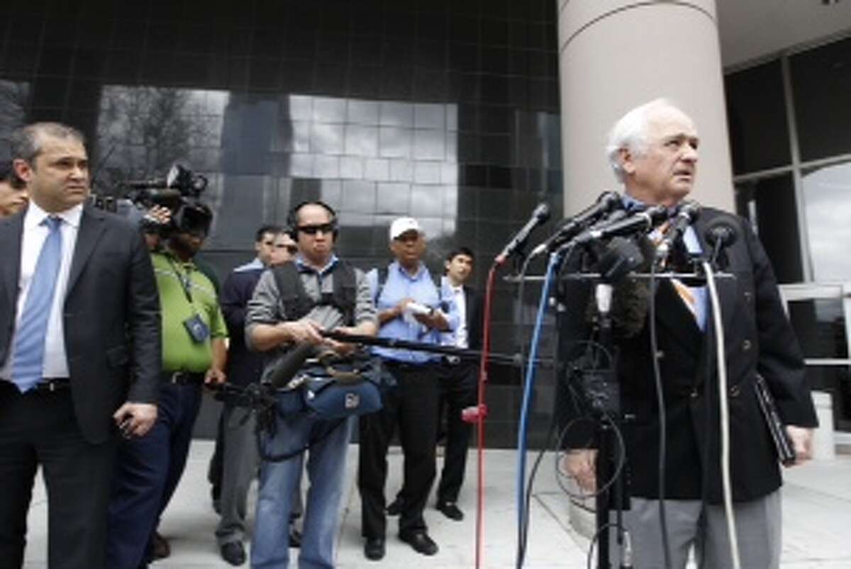 Stanford fraud suits by investors allowed by Supreme Court