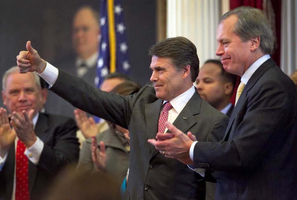 S.A. higher ed partners offer $9,672 bachelor's degree