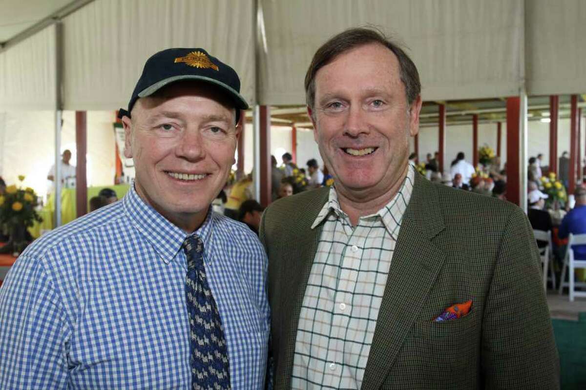 Dressed to shoot for MFAH