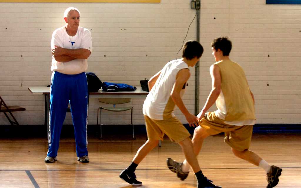 H-F interim boys basketball coach Neal returns to middle school ...
