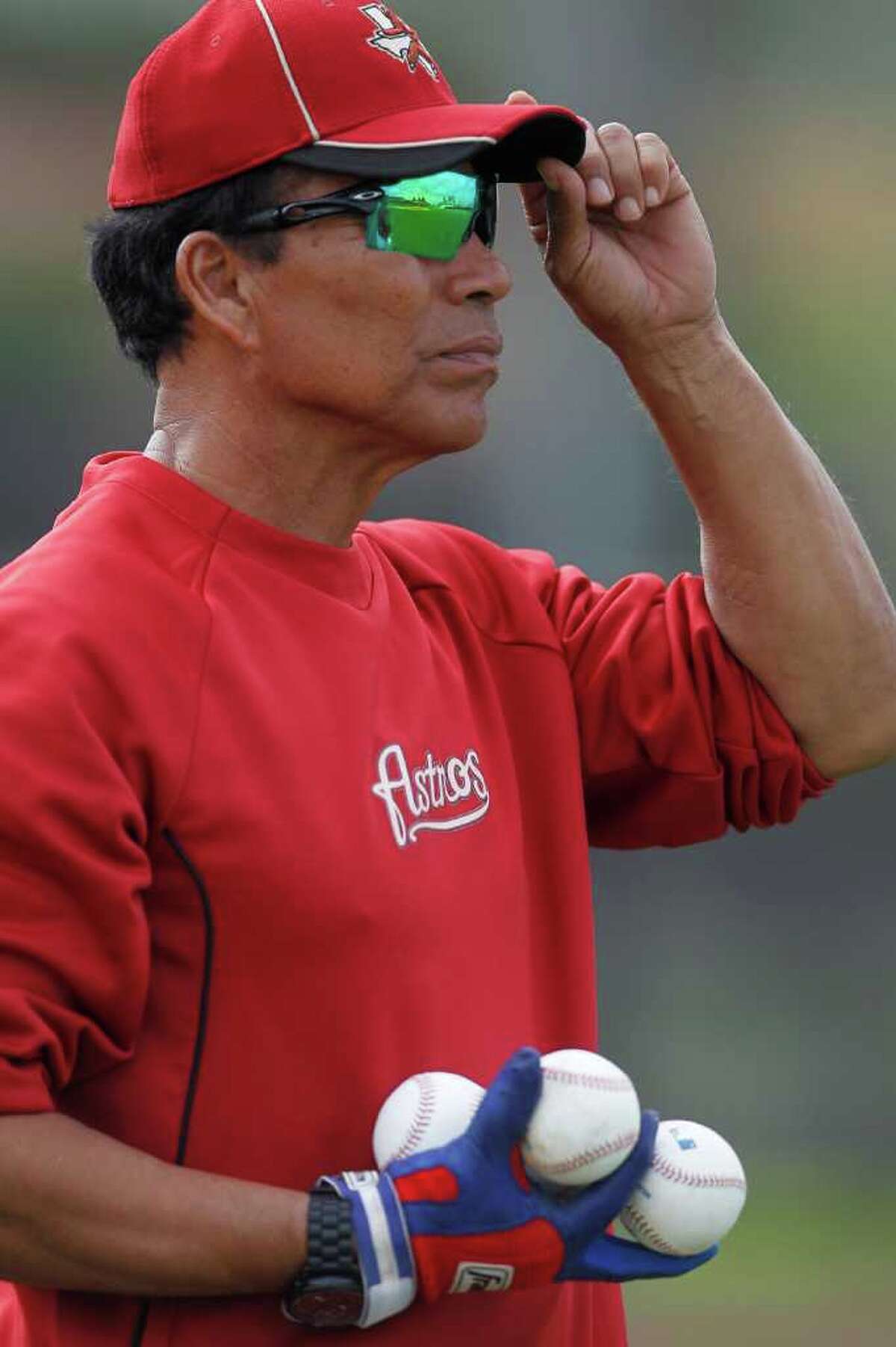 Celebrate Jose Cruz's 70th birthday through throwback photos