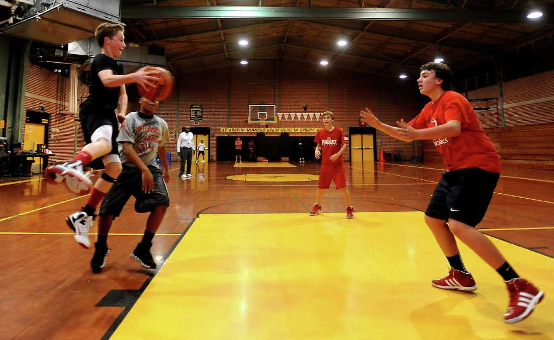Youth basketball programs can lead to success at high school level