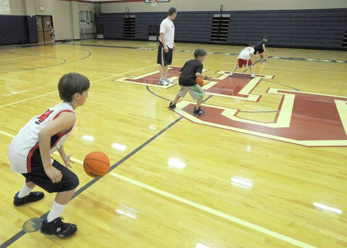 Youth basketball programs can lead to success at high school level