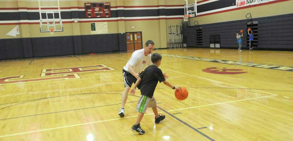 Youth basketball programs can lead to success at high school level