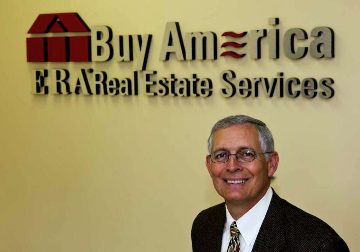 Realtors begin smiling again