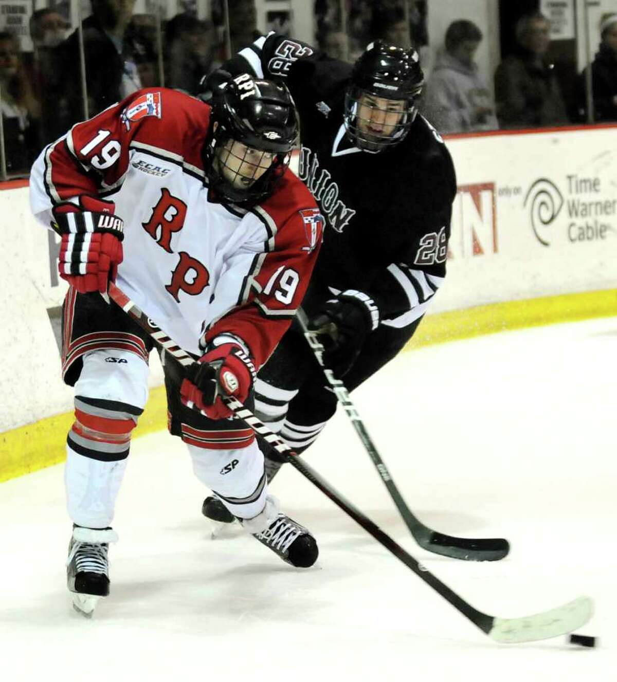 Union draws first blood