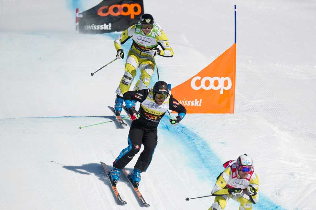 News of the world in photos: Shocking death in ski competition