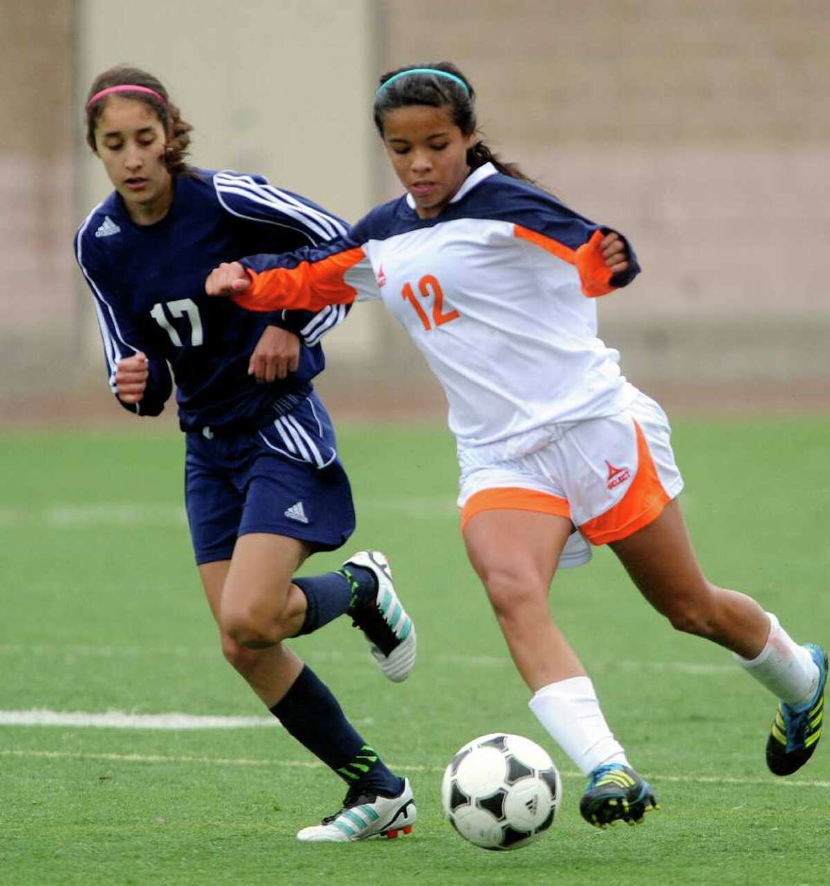 Brandeis strolls past O'Connor
