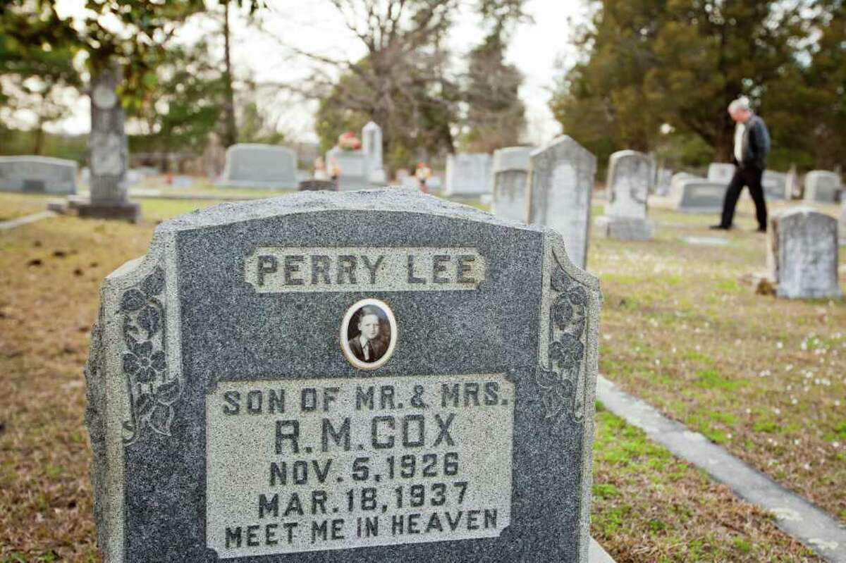 New London school explosion a part of family's history