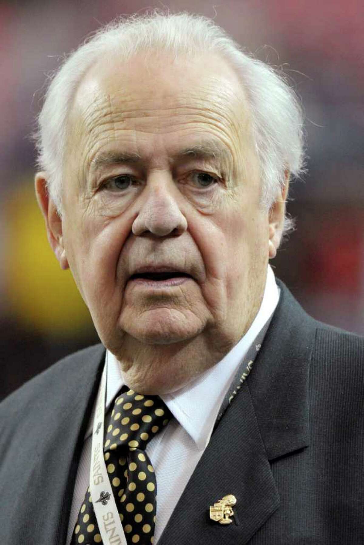 New Orleans paper snubs Benson offer